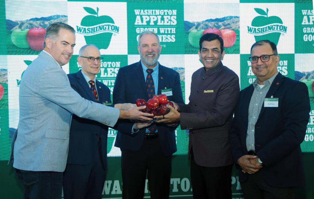 THE COMMENCEMENT OF WASHINGTON APPLES IN INDIA
