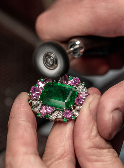 Chopard Unveils the Latest Insofu Emerald